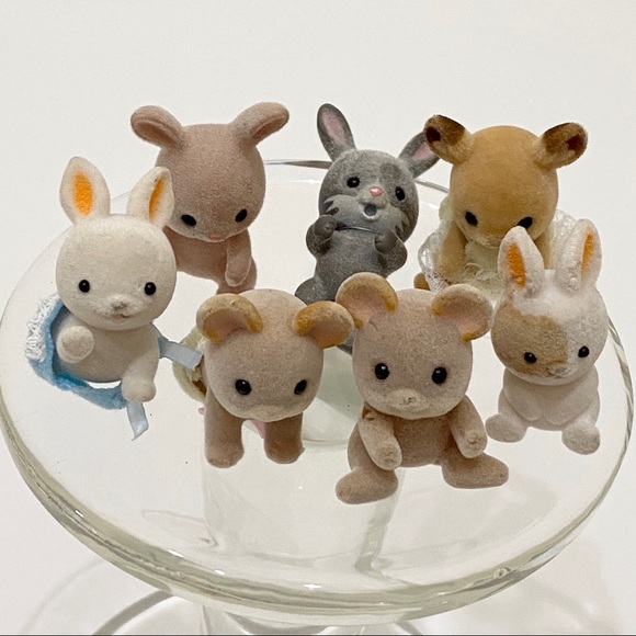 calico critters | Toys | Mixed Lot Calico Critters Miniature Toys ...